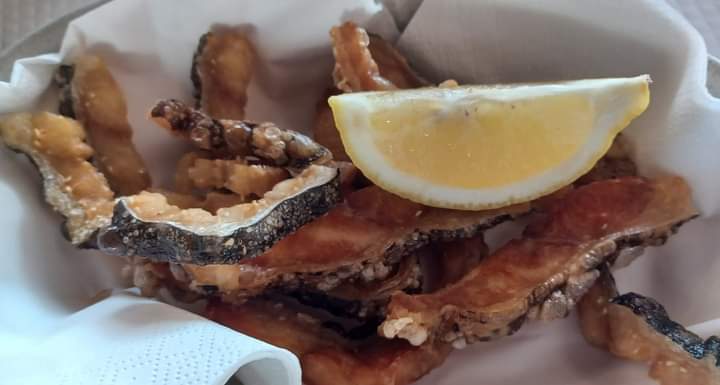 Restaurante Ribeira do Poço com o Irresistível Marisco da Rocha e a ...